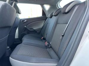 White SEAT Ibiza 2016 in Klaipeda, with an engine capacity of 1.20 L and mileage of 129 thousand km for 4999 €, photo 29 on AUTOMOTO.COM.LV