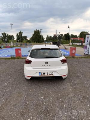 White SEAT Ibiza 2018 in Riga, with an engine capacity of 1.60 L and mileage of 219 thousand km for 6400 €, photo 7 on AUTOMOTO.COM.LV