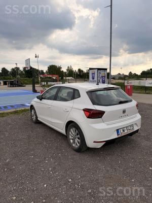 White SEAT Ibiza 2018 in Riga, with an engine capacity of 1.60 L and mileage of 219 thousand km for 6400 €, photo 8 on AUTOMOTO.COM.LV