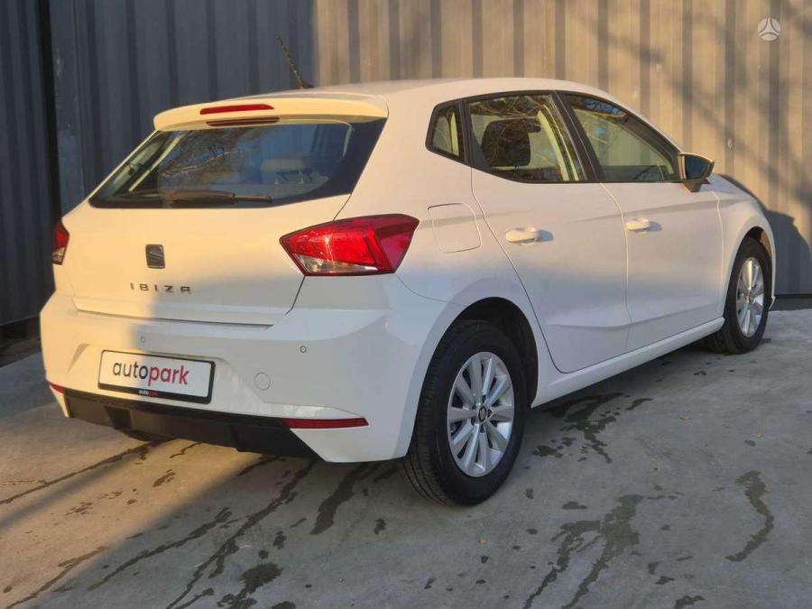 White SEAT Ibiza 2020 in Vilnius, with an engine capacity of 1.00 L and mileage of 106 thousand km for 11500 €, photo 4 on AUTOMOTO.COM.LV