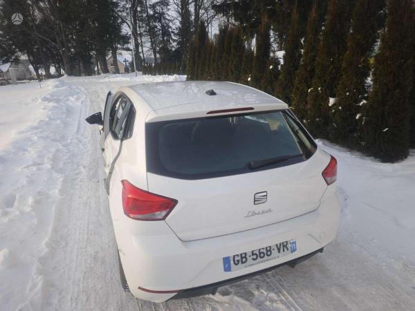 White SEAT Ibiza 2021 in Telschi, with an engine capacity of 1.00 L and mileage of 41 thousand km for 5500 €, photo 6 on AUTOMOTO.COM.LV