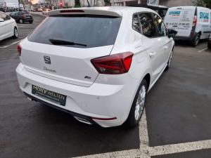 White SEAT Ibiza 2025 in Kaunas, with an engine capacity of 1.00 L and mileage of 12 thousand km for 23269 €, photo 6 on AUTOMOTO.COM.LV