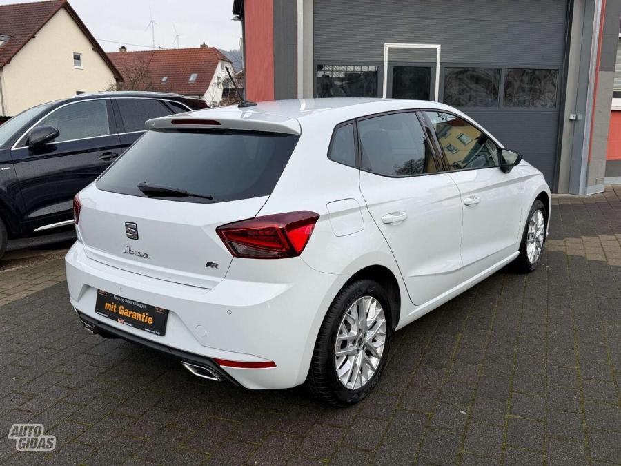 White SEAT Ibiza 2024 in Kaunas, with an engine capacity of 1.00 L and mileage of 24 thousand km for 22735 €, photo 4 on AUTOMOTO.COM.LV
