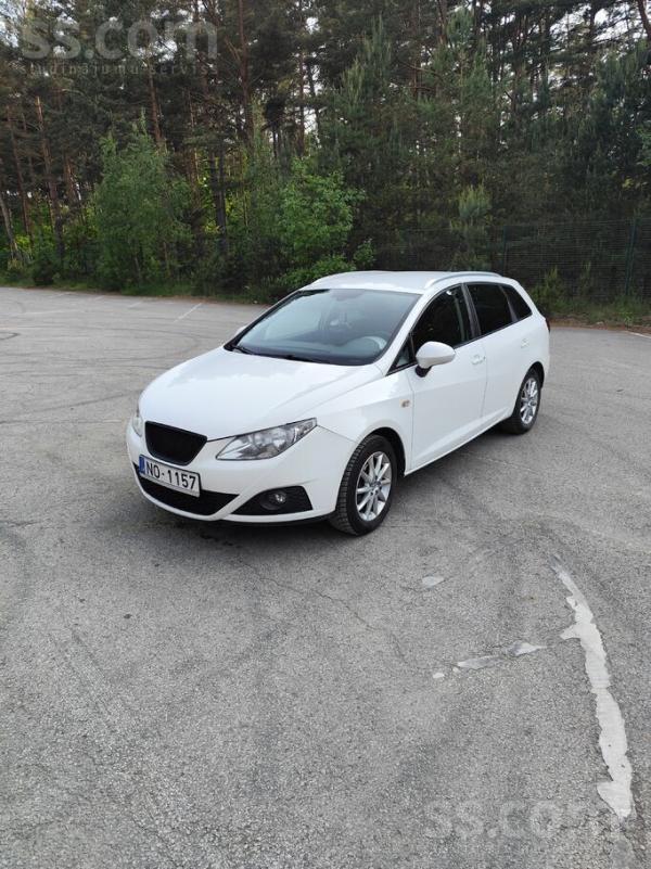 Balts SEAT Ibiza 2011 Rīga, ar dzinēja tilpumu 1.20 L un nobraukumu 300 tūkst. km par 3200 €, foto 3 vietnē AUTOMOTO.COM.LV