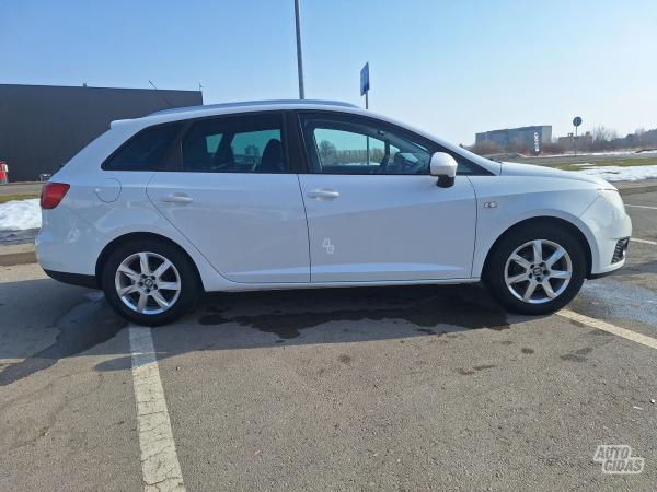 Balts SEAT Ibiza 2011 Panevēža, ar dzinēja tilpumu 1.20 L un nobraukumu 367 tūkst. km par 2400 €, foto 3 vietnē AUTOMOTO.COM.LV
