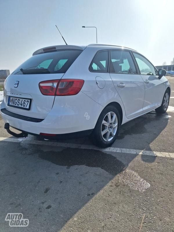 Balts SEAT Ibiza 2011 Panevēža, ar dzinēja tilpumu 1.20 L un nobraukumu 367 tūkst. km par 2400 €, foto 5 vietnē AUTOMOTO.COM.LV