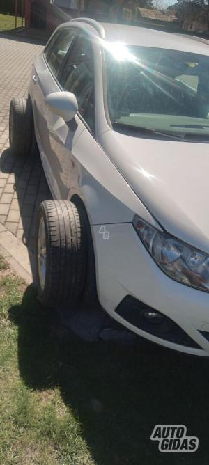 White SEAT Ibiza 2011 in Birzai, with an engine capacity of 1.20 L and mileage of 336 thousand km for 2200 €, photo 4 on AUTOMOTO.COM.LV