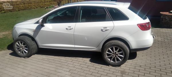 White SEAT Ibiza 2011 in Birzai, with an engine capacity of 1.20 L and mileage of 336 thousand km for 2200 €, photo 4 on AUTOMOTO.COM.LV