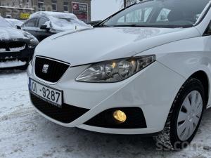 White SEAT Ibiza 2011 in Daugavpils, with an engine capacity of 1.60 L and mileage of 0 thousand km for 3590 €, photo 9 on AUTOMOTO.COM.LV