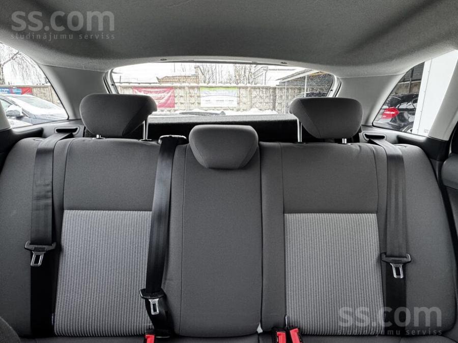 White SEAT Ibiza 2011 in Daugavpils, with an engine capacity of 1.60 L and mileage of 0 thousand km for 3590 €, photo 16 on AUTOMOTO.COM.LV