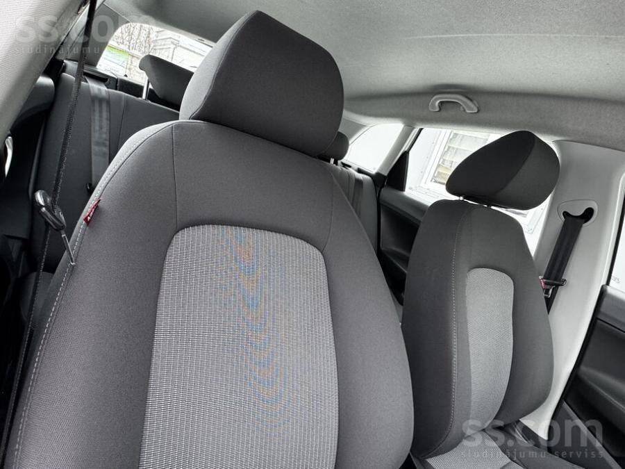 White SEAT Ibiza 2011 in Daugavpils, with an engine capacity of 1.60 L and mileage of 0 thousand km for 3590 €, photo 20 on AUTOMOTO.COM.LV