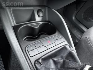 White SEAT Ibiza 2011 in Daugavpils, with an engine capacity of 1.60 L and mileage of 0 thousand km for 3590 €, photo 26 on AUTOMOTO.COM.LV
