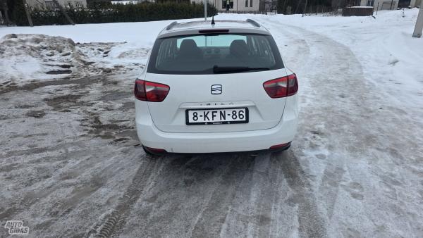 White SEAT Ibiza 2013 in Kaunas, with an engine capacity of 1.20 L and mileage of 232 thousand km for 2750 €, photo 7 on AUTOMOTO.COM.LV