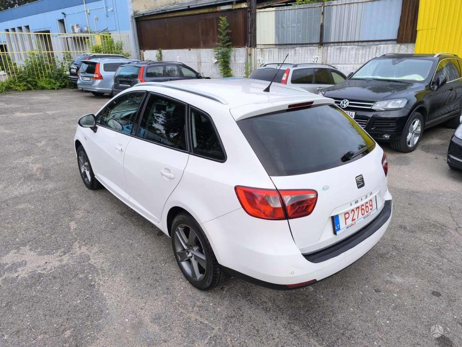 Balts SEAT Ibiza 2014 Šauļi, ar dzinēja tilpumu 1.60 L un nobraukumu 221 tūkst. km par 3150 €, foto 7 vietnē AUTOMOTO.COM.LV