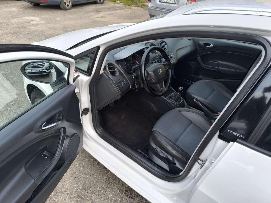 Balts SEAT Ibiza 2014 Šauļi, ar dzinēja tilpumu 1.60 L un nobraukumu 221 tūkst. km par 3150 €, foto 10 vietnē AUTOMOTO.COM.LV