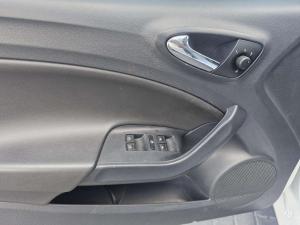 Balts SEAT Ibiza 2015 Viļņa, ar dzinēja tilpumu 1.20 L un nobraukumu 154 tūkst. km par 4950 €, foto 14 vietnē AUTOMOTO.COM.LV