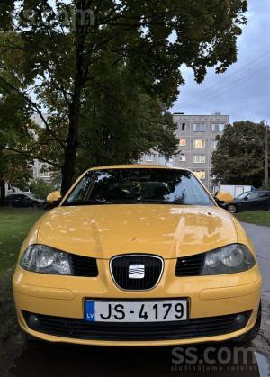 Yellow SEAT Ibiza 2004 in Riga, with an engine capacity of 1.90 L and mileage of 302 thousand km for 1600 €, photo  on AUTOMOTO.COM.LV