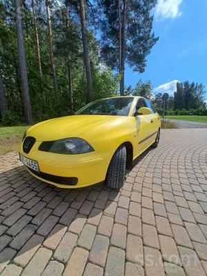Желтый Сеат Ибица 2003 в Рига, объемом двигателя 1.40 л и пробегом 207 тыс. км за 1200 €, фото 3 на AUTOMOTO.COM.LV