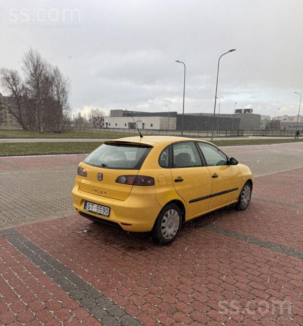 Dzeltens SEAT Ibiza 2007 Ventspils, ar dzinēja tilpumu 1.40 L un nobraukumu 181 tūkst. km par 950 €, foto 3 vietnē AUTOMOTO.COM.LV