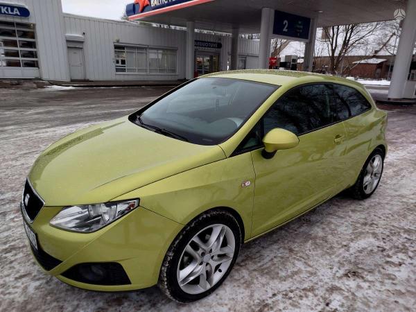 Yellow SEAT Ibiza 2010 in Anyksciai, with an engine capacity of 1.40 L and mileage of 220 thousand km for 2000 €, photo 6 on AUTOMOTO.COM.LV