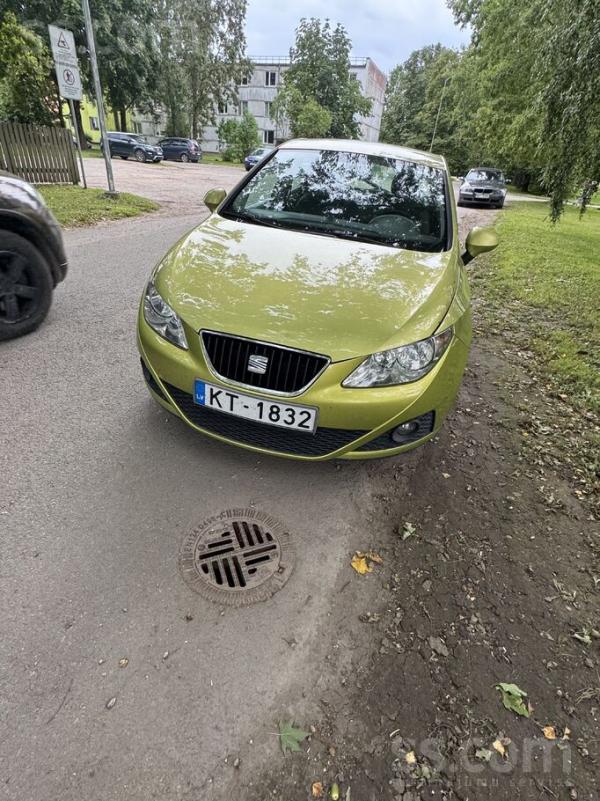 Dzeltens SEAT Ibiza 2009 Bauska, ar dzinēja tilpumu 1.40 L un nobraukumu 317 tūkst. km par 3500 €, foto 5 vietnē AUTOMOTO.COM.LV