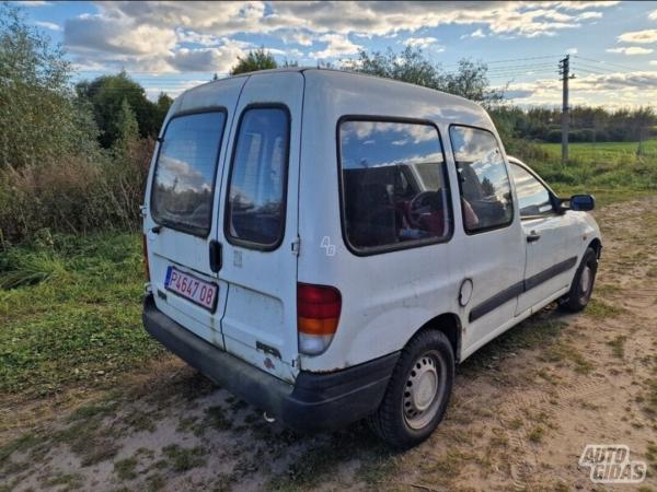 White SEAT Inca 1998 in Ignalina, with an engine capacity of 1.40 L and mileage of 285 thousand km for 250 €, photo 5 on AUTOMOTO.COM.LV