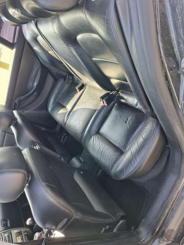 Black SEAT Leon 2001 in Sirvintos, with an engine capacity of 1.90 L and mileage of 289 thousand km for 899 €, photo 9 on AUTOMOTO.COM.LV
