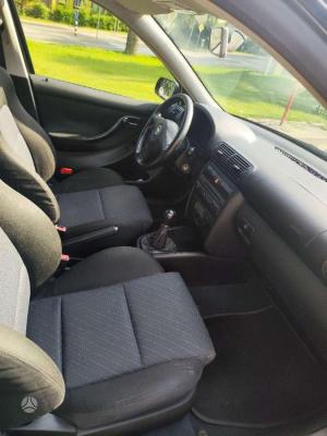 Black SEAT Leon 2002 in Zarasai, with an engine capacity of 1.78 L and mileage of 209 thousand km for 2400 €, photo 8 on AUTOMOTO.COM.LV