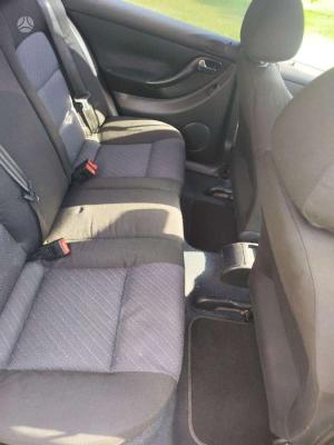 Black SEAT Leon 2002 in Zarasai, with an engine capacity of 1.78 L and mileage of 209 thousand km for 2400 €, photo 13 on AUTOMOTO.COM.LV