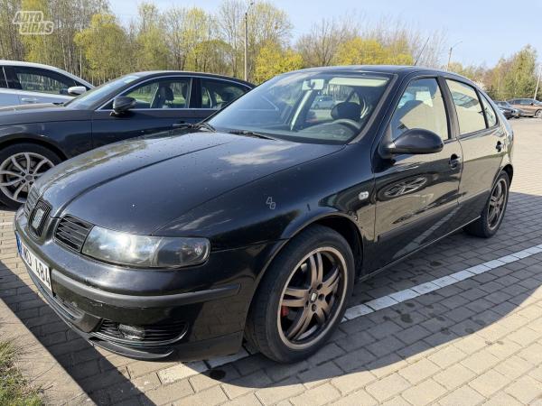 Black SEAT Leon 2003 in Kaunas, with an engine capacity of 1.90 L and mileage of 420 thousand km for 1000 €, photo 2 on AUTOMOTO.COM.LV