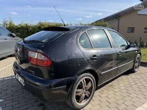 Black SEAT Leon 2003 in Kaunas, with an engine capacity of 1.90 L and mileage of 420 thousand km for 1000 €, photo 7 on AUTOMOTO.COM.LV