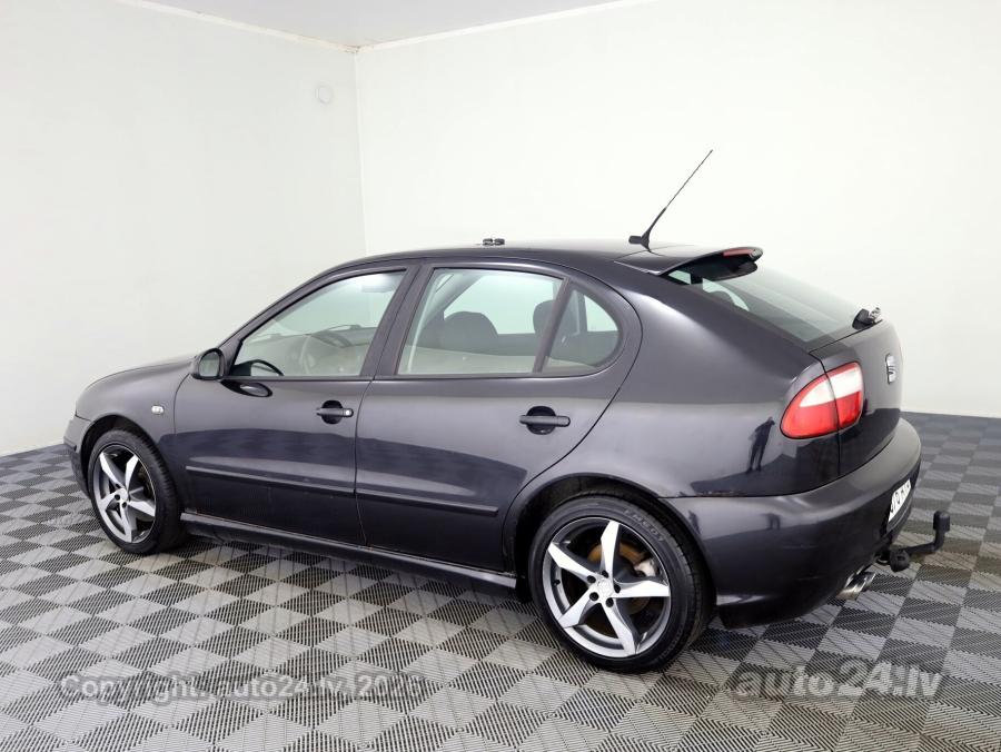Black SEAT Leon 2003 in Tallinn, with an engine capacity of 2.80 L and mileage of 232 thousand km for 1499 €, photo 5 on AUTOMOTO.COM.LV
