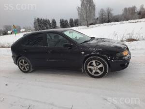 Black SEAT Leon 2003 in Jelgava, with an engine capacity of 1.90 L and mileage of 403 thousand km for 950 €, photo 11 on AUTOMOTO.COM.LV