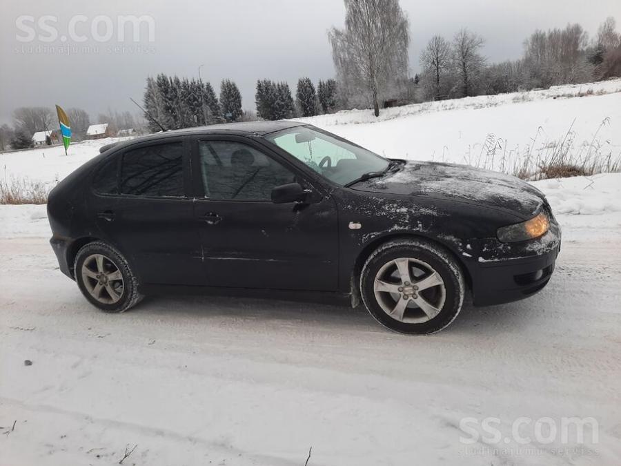 Black SEAT Leon 2003 in Jelgava, with an engine capacity of 1.90 L and mileage of 403 thousand km for 950 €, photo 11 on AUTOMOTO.COM.LV