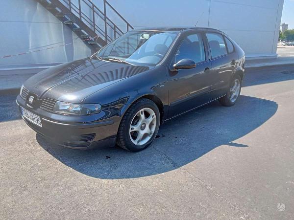 Melns SEAT Leon 2003 Kauņa, ar dzinēja tilpumu 1.90 L un nobraukumu 343 tūkst. km par 1750 €, foto 1 vietnē AUTOMOTO.COM.LV