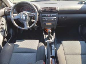Black SEAT Leon 2003 in Kaunas, with an engine capacity of 1.90 L and mileage of 343 thousand km for 1750 €, photo 10 on AUTOMOTO.COM.LV