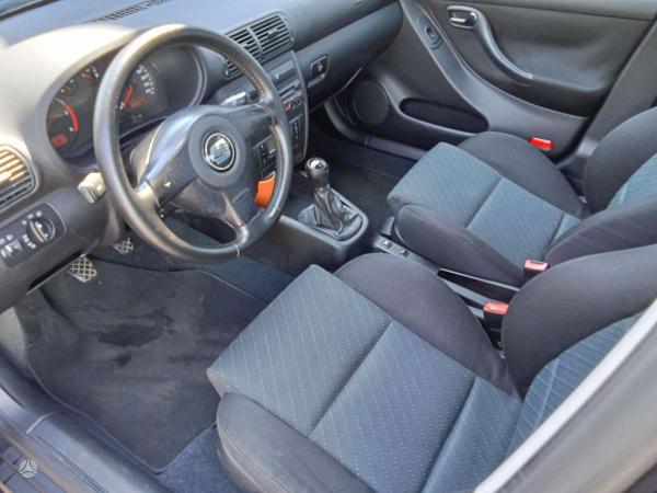 Melns SEAT Leon 2003 Kauņa, ar dzinēja tilpumu 1.90 L un nobraukumu 343 tūkst. km par 1750 €, foto 10 vietnē AUTOMOTO.COM.LV