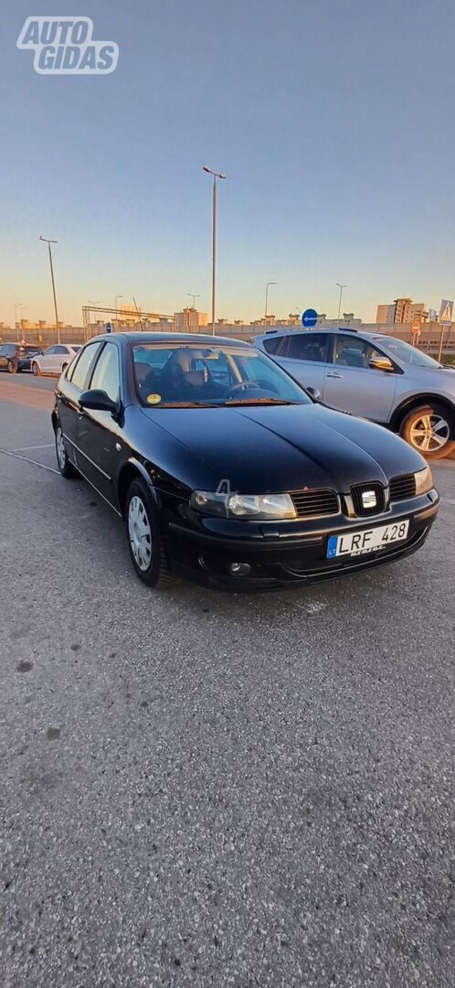 Black SEAT Leon 2004 in Kaunas, with an engine capacity of 1.90 L and mileage of 413 thousand km for 1599 €, photo 5 on AUTOMOTO.COM.LV