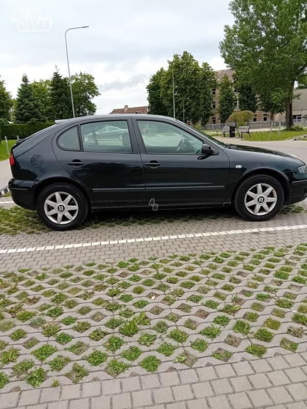 Melns SEAT Leon 2004 Vilkaviškis, ar dzinēja tilpumu 1.60 L un nobraukumu 198 tūkst. km par 1350 €, foto 2 vietnē AUTOMOTO.COM.LV