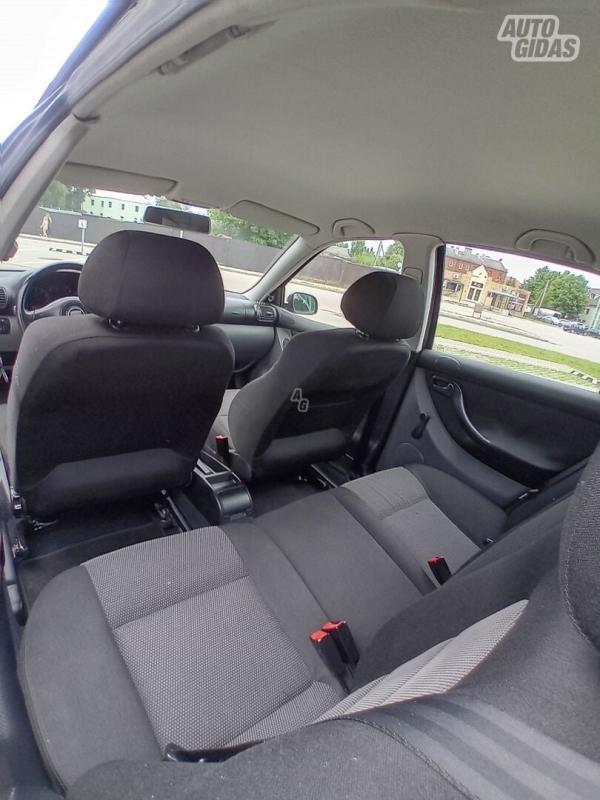 Melns SEAT Leon 2004 Vilkaviškis, ar dzinēja tilpumu 1.60 L un nobraukumu 198 tūkst. km par 1350 €, foto 10 vietnē AUTOMOTO.COM.LV