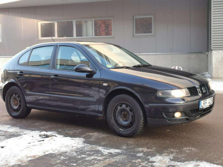Melns SEAT Leon 2005 Viļņa, ar dzinēja tilpumu 1.90 L un nobraukumu 401 tūkst. km par 800 €, foto 7 vietnē AUTOMOTO.COM.LV