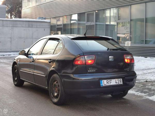 Black SEAT Leon 2005 in Vilnius, with an engine capacity of 1.90 L and mileage of 300 thousand km for 650 €, photo 5 on AUTOMOTO.COM.LV