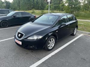 Black SEAT Leon 2005 in Vilnius, with an engine capacity of 1.98 L and mileage of 179 thousand km for 1999 €, photo  on AUTOMOTO.COM.LV