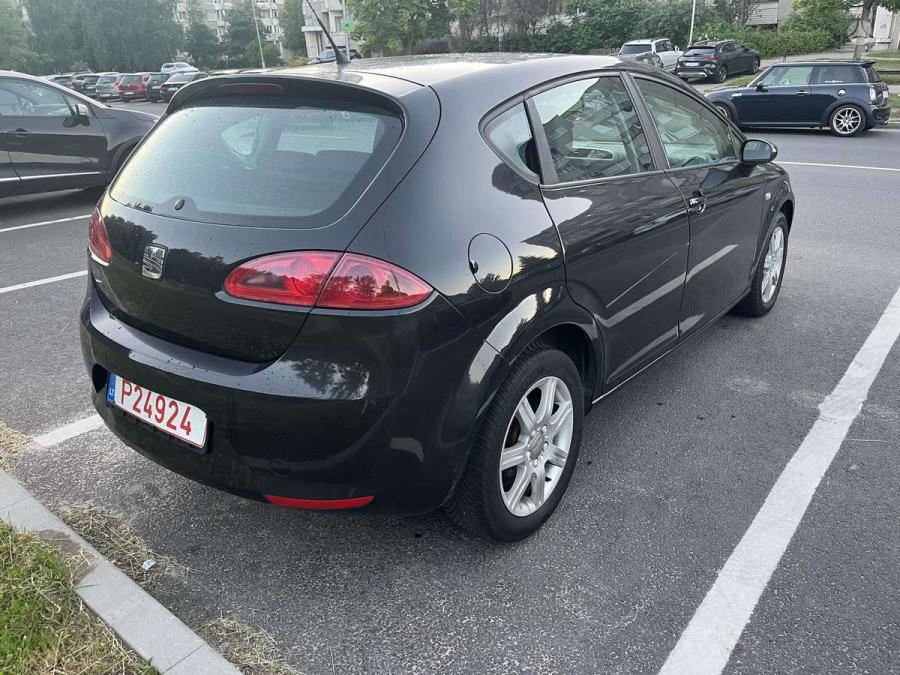 Black SEAT Leon 2005 in Vilnius, with an engine capacity of 1.98 L and mileage of 179 thousand km for 1999 €, photo 6 on AUTOMOTO.COM.LV