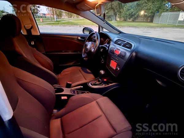 Melns SEAT Leon 2005 Jelgava, ar dzinēja tilpumu 2.00 L un nobraukumu 250 tūkst. km par 1700 €, foto 6 vietnē AUTOMOTO.COM.LV