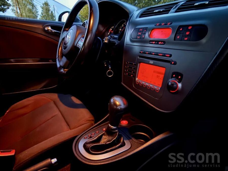 Черный Сеат Леон 2005 в Елгава, объемом двигателя 2.00 л и пробегом 250 тыс. км за 1650 €, фото 8 на AUTOMOTO.COM.LV