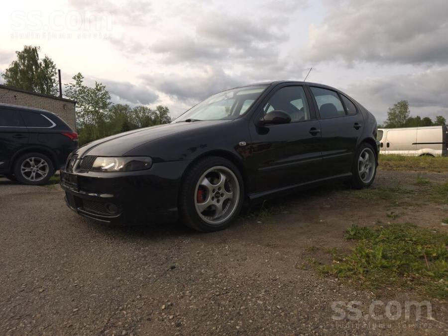 Black SEAT Leon 2005 in Talsi, with an engine capacity of 1.90 L and mileage of 190 thousand km for 2850 €, photo 3 on AUTOMOTO.COM.LV