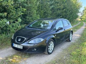 Black SEAT Leon 2005 in Liepaja, with an engine capacity of 1.90 L and mileage of 365 thousand km for 1300 €, photo  on AUTOMOTO.COM.LV