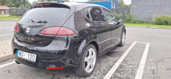 Melns SEAT Leon 2006 Rīga, ar dzinēja tilpumu 2.00 L un nobraukumu 390 tūkst. km par 1100 €, foto 6 vietnē AUTOMOTO.COM.LV