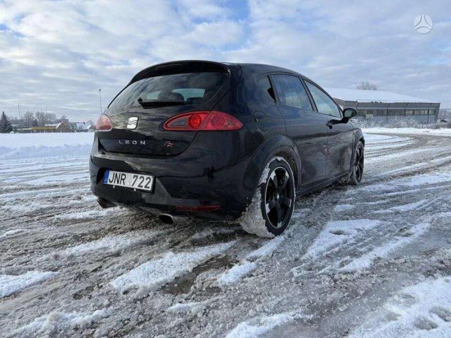 Melns SEAT Leon 2006 Kauņa, ar dzinēja tilpumu 1.97 L un nobraukumu 350 tūkst. km par 1490 €, foto 3 vietnē AUTOMOTO.COM.LV
